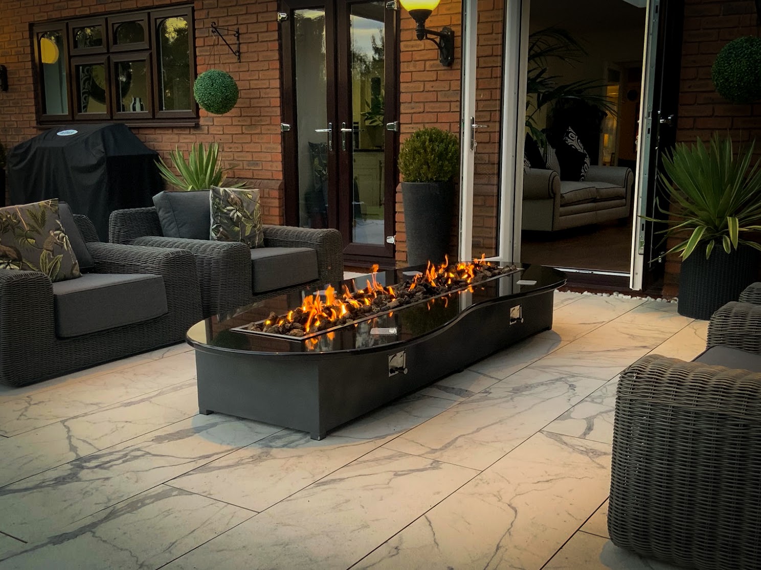 Extra Large Gas Fire Pits, Tables & Bowls - Brightstar Fires